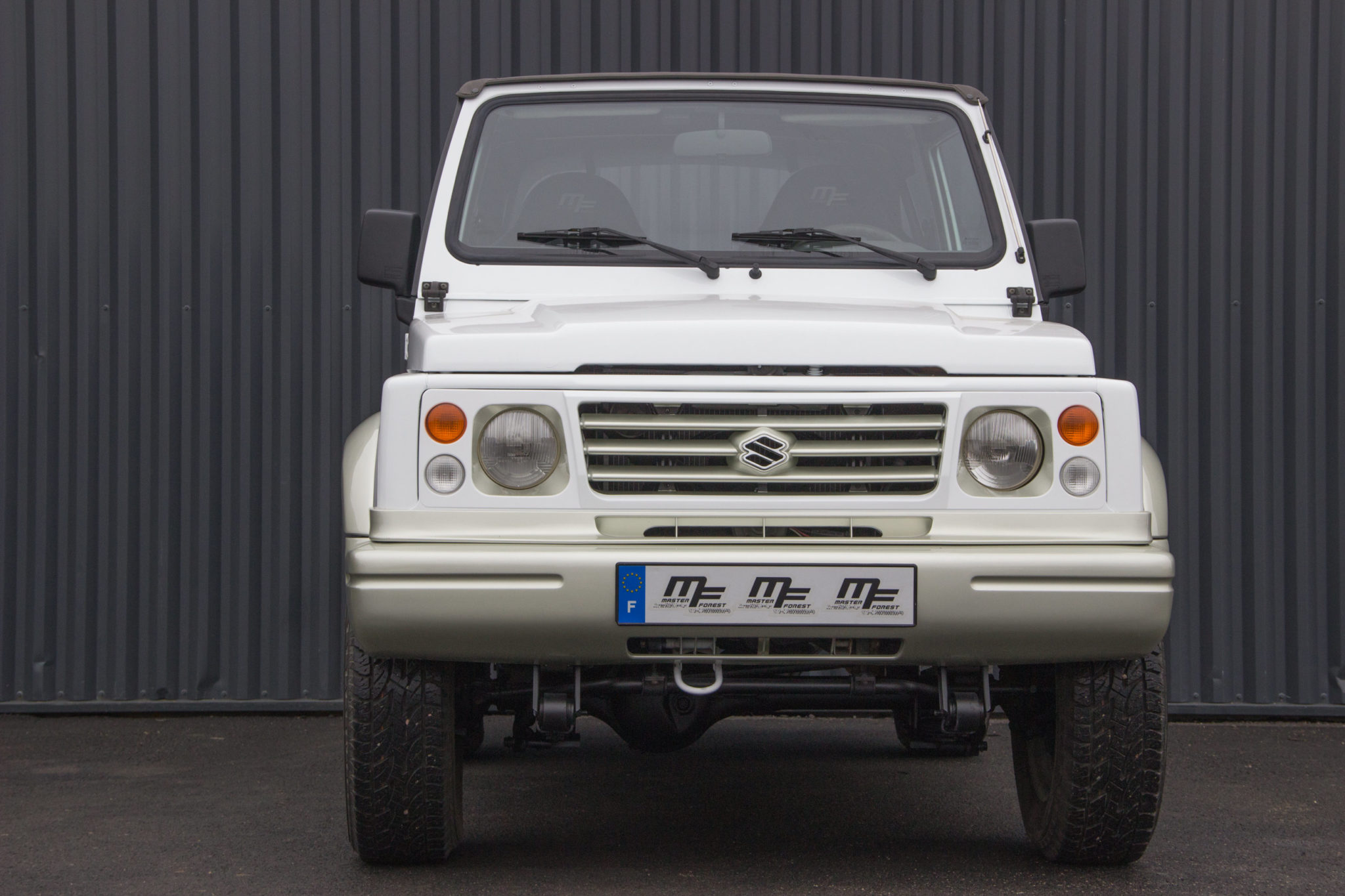 Suzuki Samurai White Diesel - MASTERFOREST